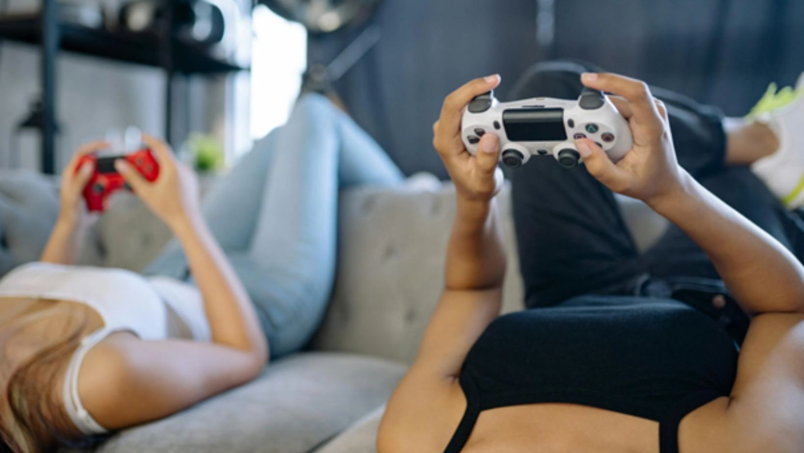 Hosting the Ultimate Game Night: Tips for Bringing the Casino to Your ...