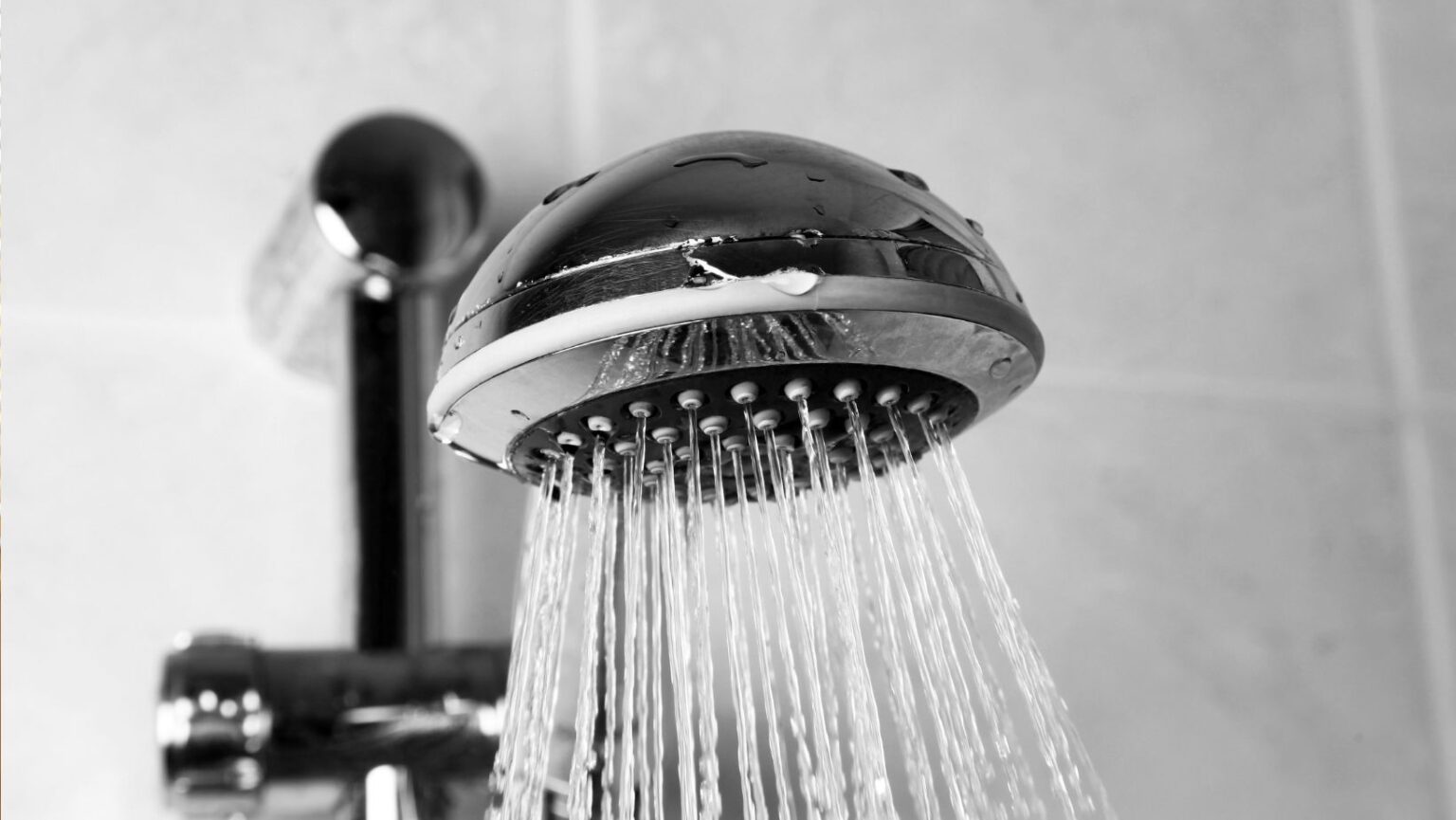 Contrast Showers for Cognitive Excellence - Nothing 2 HIDE